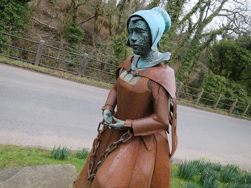 Halloween Special: Pendle Witch Trials – YOUR LONDON WALKS